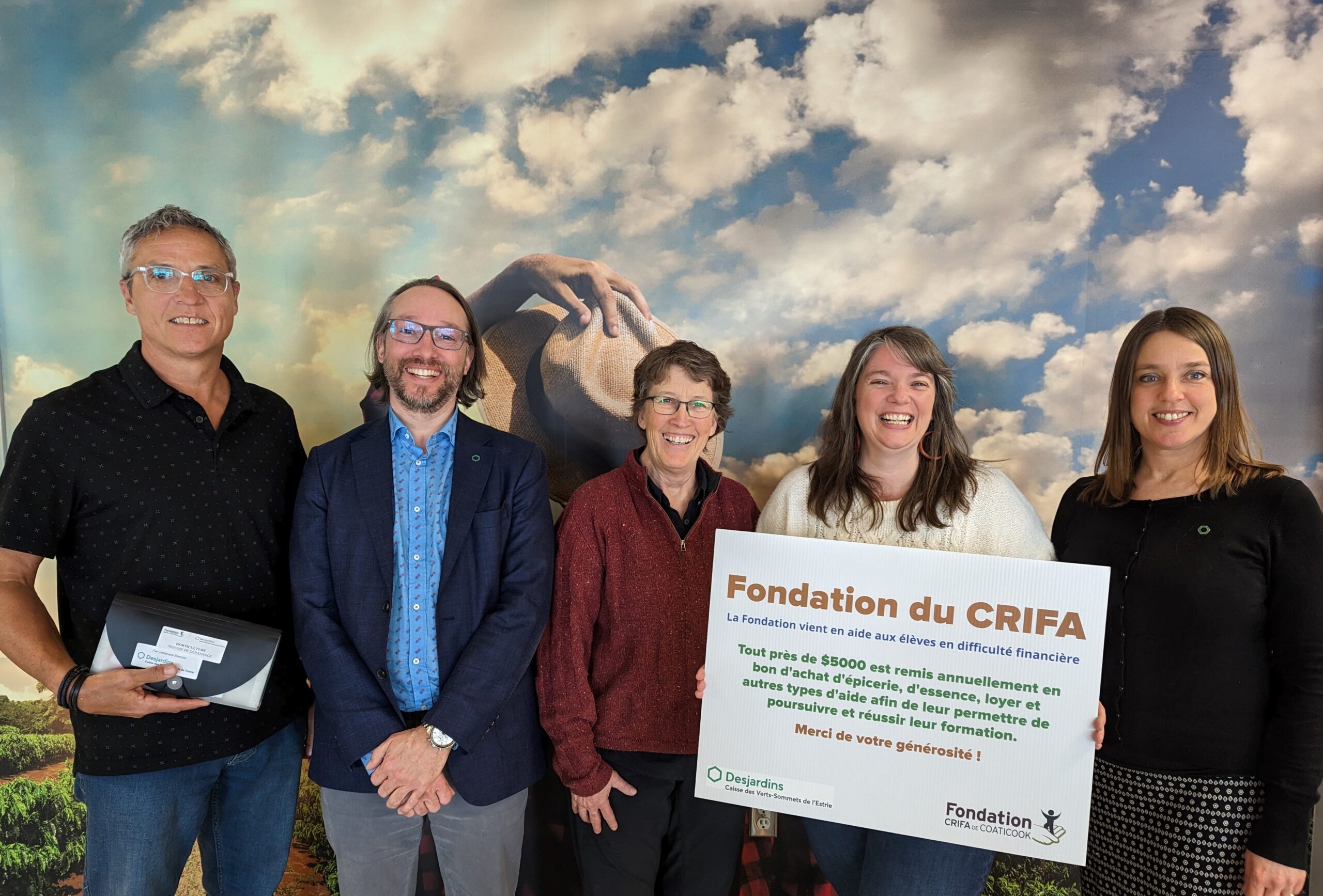 Un coup de pouce financier pour favoriser la réussite éducative des élèves du CRIFA de Coaticook ...